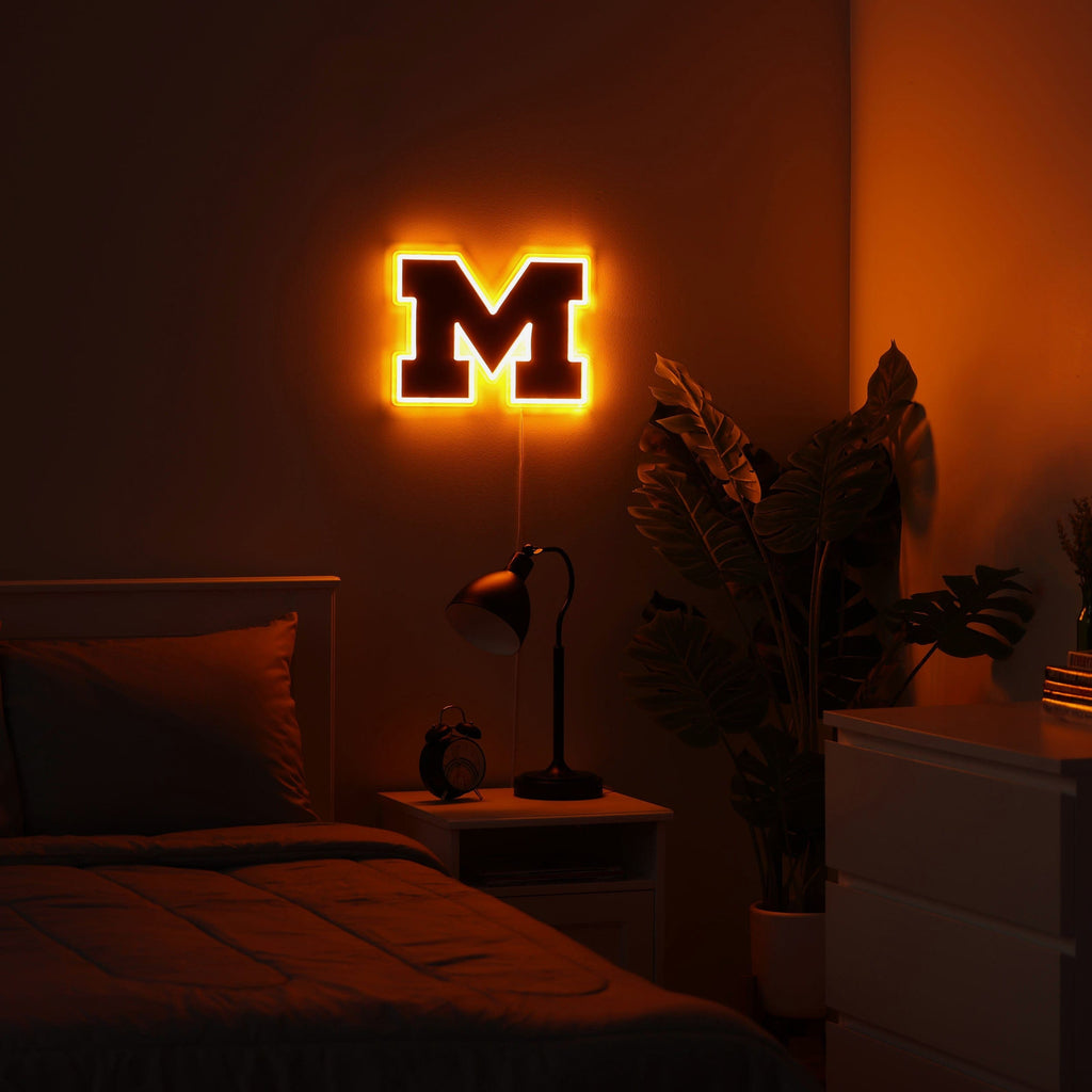 Michigan Wolverines LED Neon Light Up Team Logo Sign FOCO